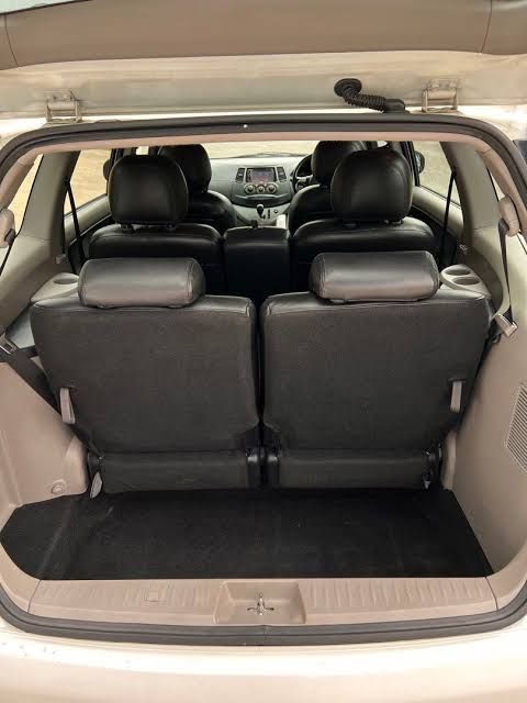 Kelebihan dan Kekurangan Mitsubishi Grandis, MPV Mewah yang Rumit ...