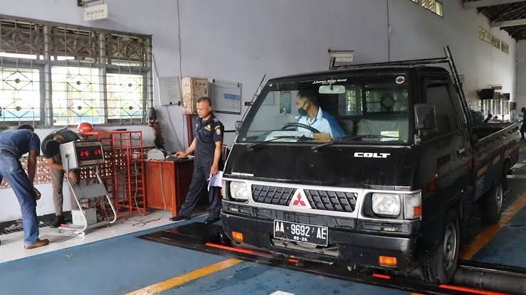 Persyaratan KIR Mobil, Wajib Dipatuhi Oleh Blind Van Hingga Taksi Online - Berita Otomotif ...