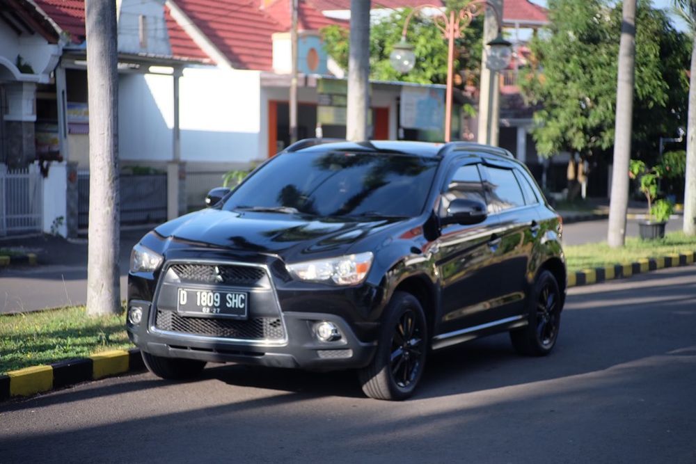 5 Fakta Penting Mitsubishi Outlander Sport, Crossover dengan Mesin dan ...