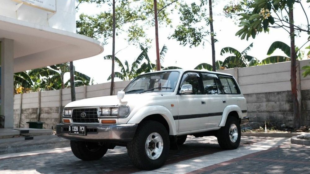 Kelebihan dan Kekurangan Toyota Land Cruiser Seri 80, Sering Dikira ...
