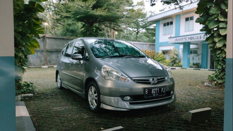Ini Dia Daftar Harga Mobil Bekas dibawah 100 Juta, Mulai Dari Kijang Innova Hingga Honda Jazz ...
