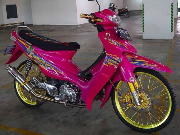Inspirasi Modifikasi Suzuki Smash, Motor Bebek Legendaris yang Sudah ...