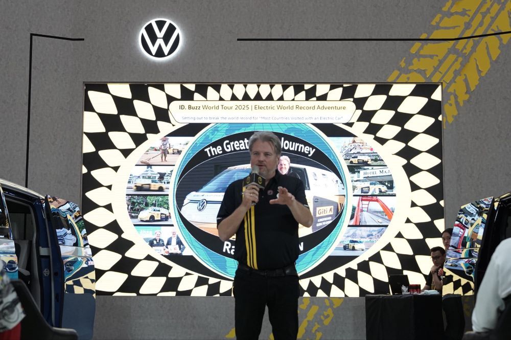 VW ID. Buzz World Tour Tiba di Indonesia, Rainer Zietlow Tunjukkan ...