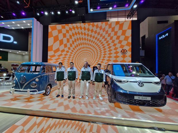 VW ID. Buzz Long Wheelbase Dijual di Indonesia! Harganya Menggoda untuk ...