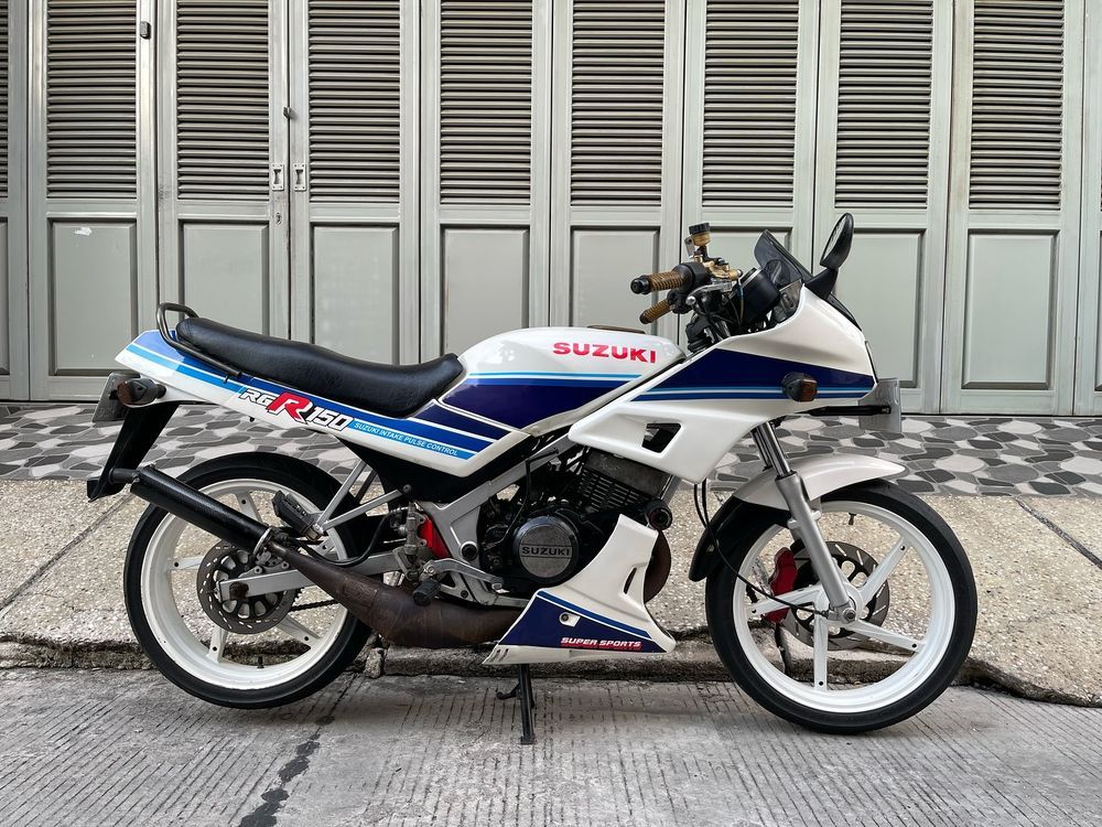 Serba-Serbi Suzuki RGR 150, Motor Sport Langganan Juara Balap Road Race - Berita Otomotif | Mobil123