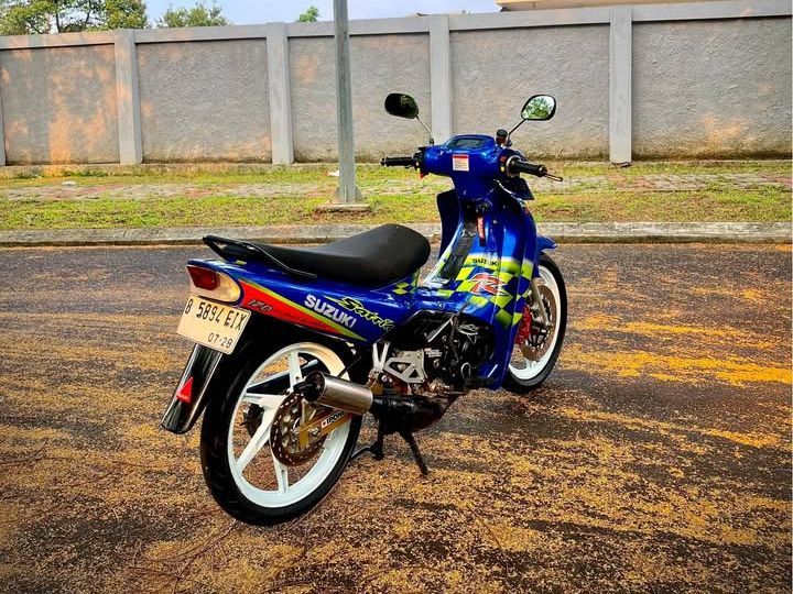 Suzuki Satria 120 Lumba-lumba; Raja Bebek Sport 2-Tak Era 90-an yang ...