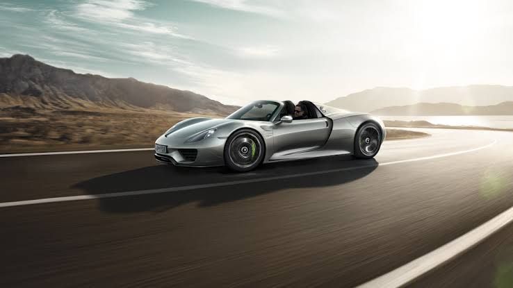 Jenis-Jenis Mobil Atap Terbuka, Ini Bedanya Convertible, Roadster ...