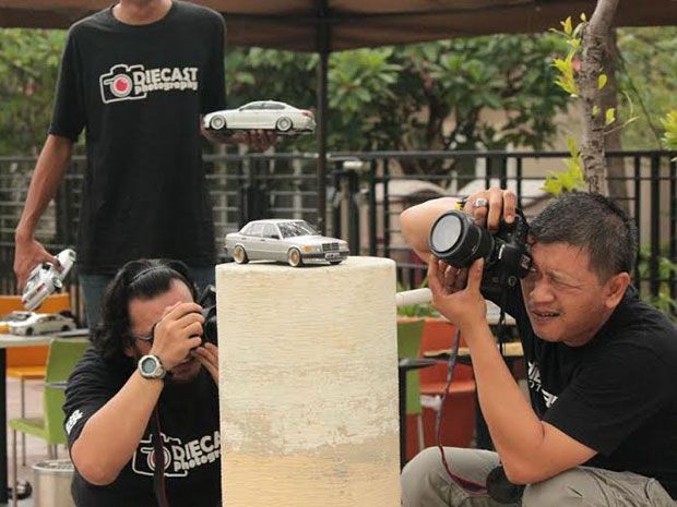 Melihat Keunikan Diecast dari Balik Lensa Kamera - Berita Otomotif ...