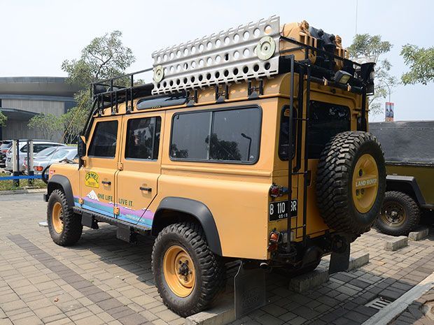 Land Rover Super Langka Ini Milik Konsumen Indonesia - Berita Otomotif ...