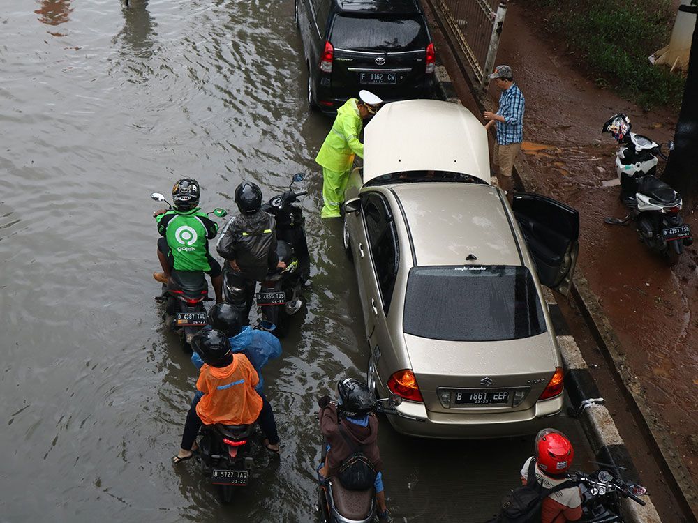 Waspada Pilih Kendaraan Bekas Pasca Bencana Banjir - Panduan Pembeli ...