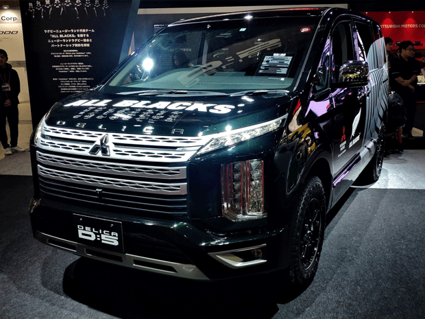 Mini Mitsubishi Xpander Tampil Garang Usai Dimodifikasi - Berita ...