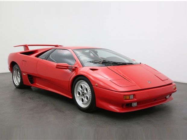 Lamborghini Diablo di Film James Bond Dijual dengan Harga Menggiurkan ...