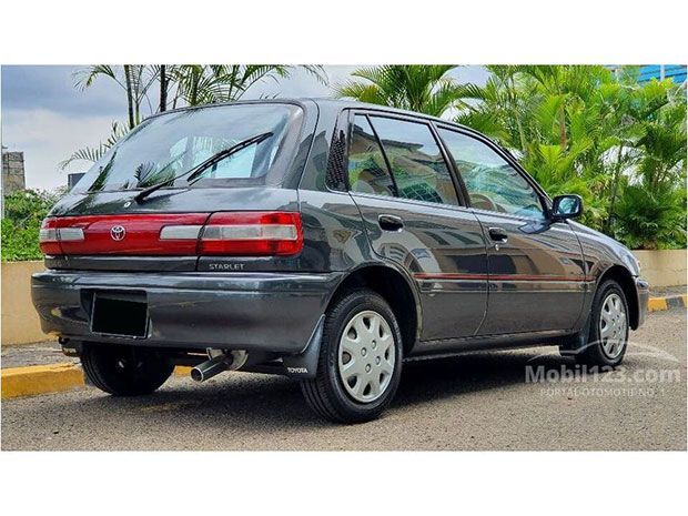 Legend, Toyota Starlet 1993 Masuk Hot Deals Mobil123.com - Mobil Bekas ...