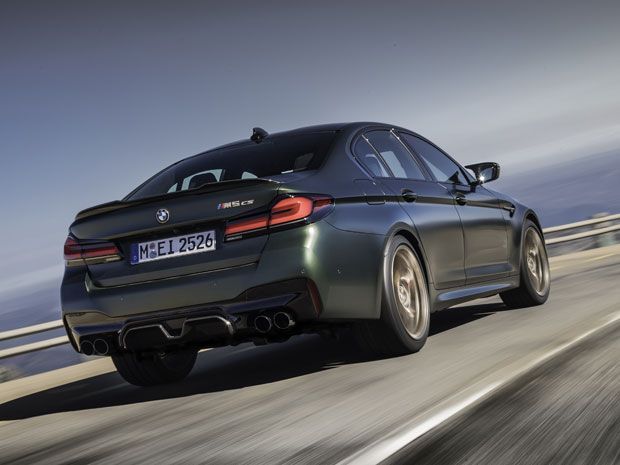 Sedan Super Kencang BMW M5 CS Seharga Rp 3M - Mobil Baru | Mobil123