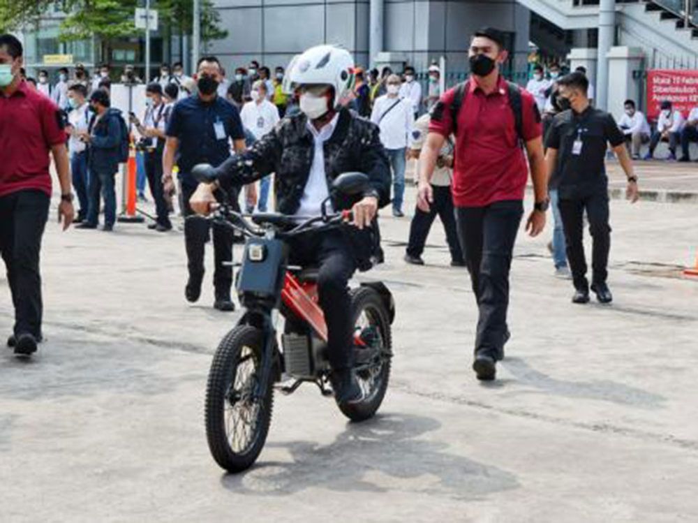 Menteri Perhubungan Berharap Kendaraan Listrik Jadi Kebutuhan Massal ...