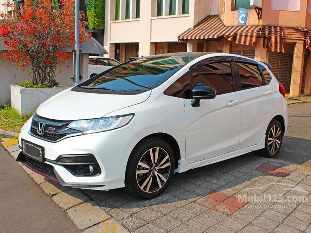 Cicilan Honda Jazz Bekas 2019 per Bulan Variatif, DP Ada yang Rp29 ...