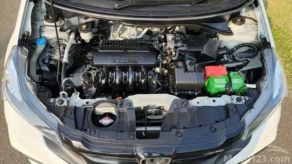 Honda Mobilio Bekas, MPV Populer Minim Perubahan - Berita Otomotif ...