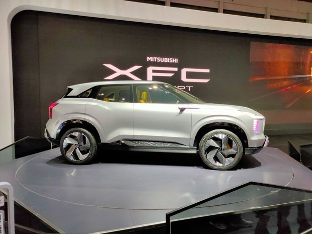 Meluncur di Indonesia 2023, Versi Produksi Mitsubishi XFC Concept bakal Mirip! - Berita Otomotif ...