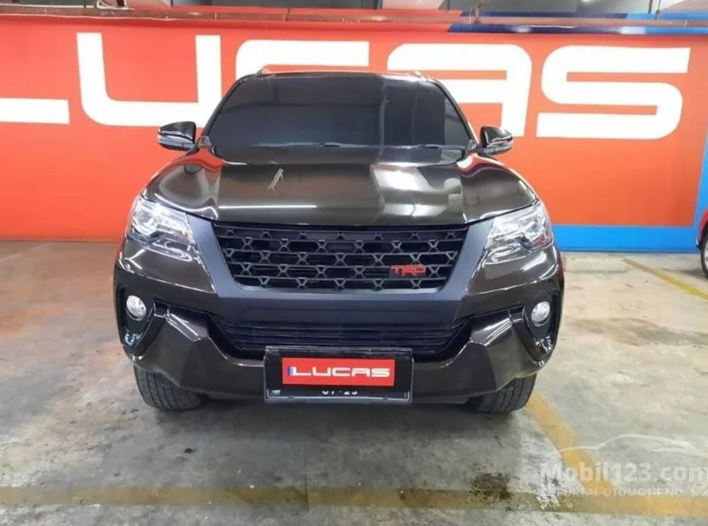 Tren Mobil Bekas Warna Coklat, Diminati Meskipun Depresiasi Tinggi ...