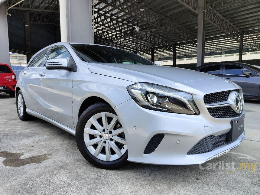Mercedes-Benz A180 2017 Urban Line 1.6 在（state） Auto自动挡 Hatchback ...