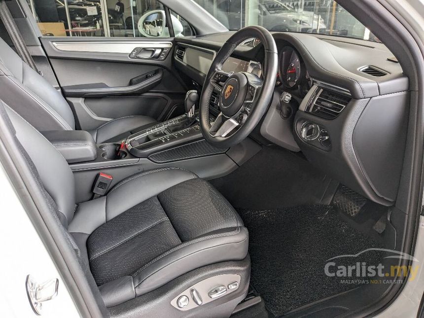Recon 2019 Porsche Macan 2.0 SUV CBU Japan Grade 5A Sports Chrono -PDLS ...