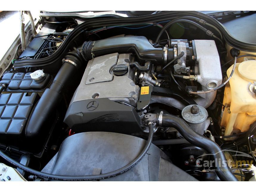 Mercedes-Benz C200 1995 Elegance 2.0 in Selangor Automatic Sedan Gold ...