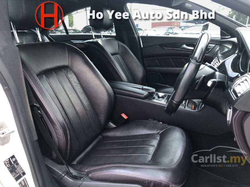 Mercedes-Benz CLS350 2011 AMG 3.5 in Selangor Automatic Coupe White for ...