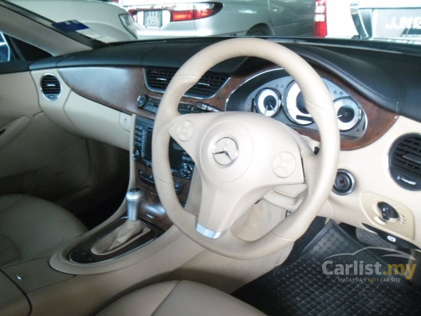 Mercedes-Benz CLS500 2005 5.0 in Johor Automatic Coupe Others for RM ...