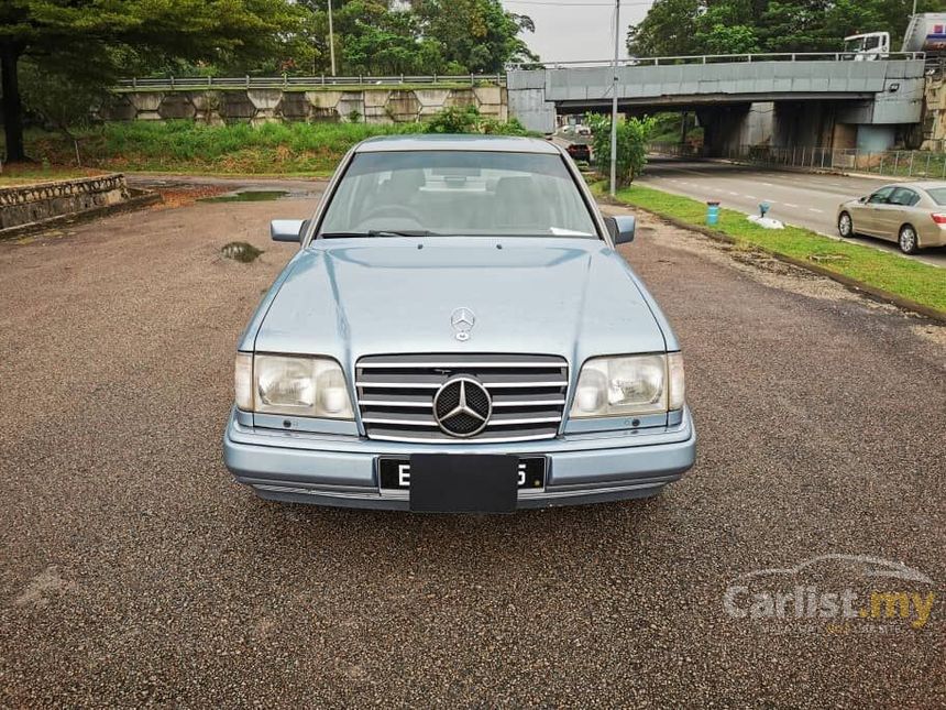 Mercedes-Benz 260E 1991 2.6 in Johor Automatic Sedan Blue for RM 8,300 ...
