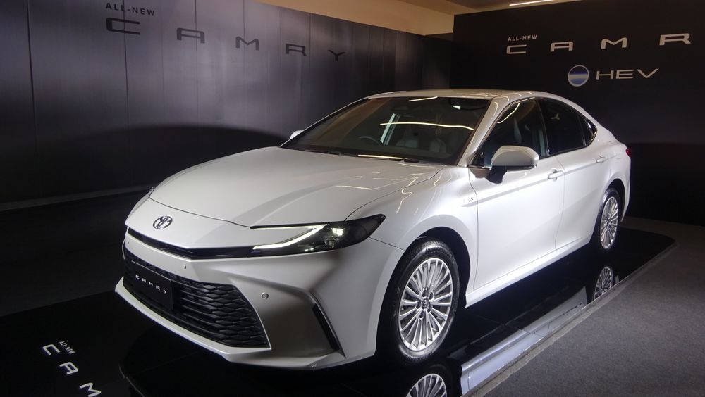 All-New Toyota Camry ดีไซน์ใหม่พร้อมขุมพลัง Hybrid ทุกรุ่นย่อย ...
