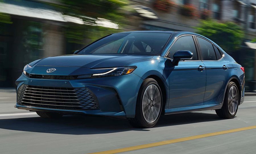 Toyota Camry Gen 8 VS All-New Toyota Camry Gen 9 มีอะไรเปลี่ยนไปบ้าง ...