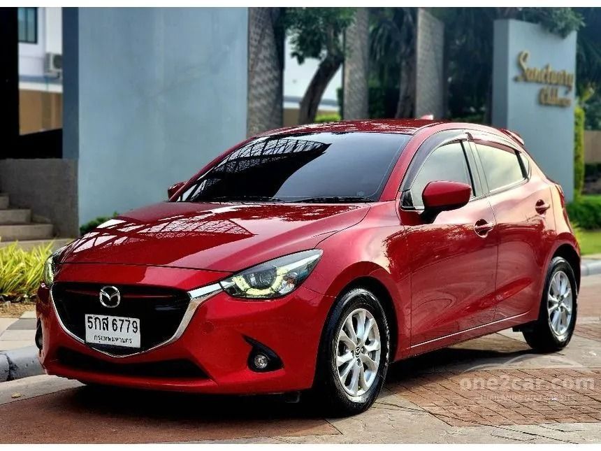 มีงบ 300,000 บาท ซื้อรถมือสองรุ่นอะไรดี (2567) - เรื่องเด่น | One2car