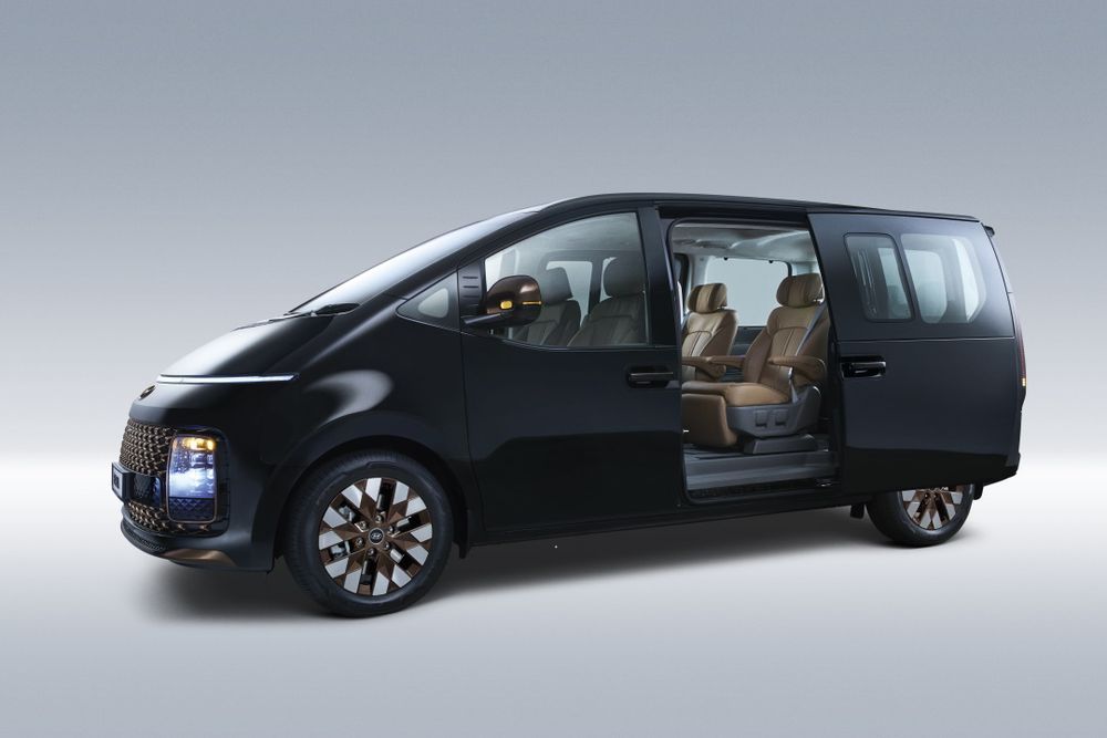 Hyundai Staria มือสอง หายไป 5 แสน แต่ความน่าใช้ไม่เคยหาย - เรื่องเด่น ...