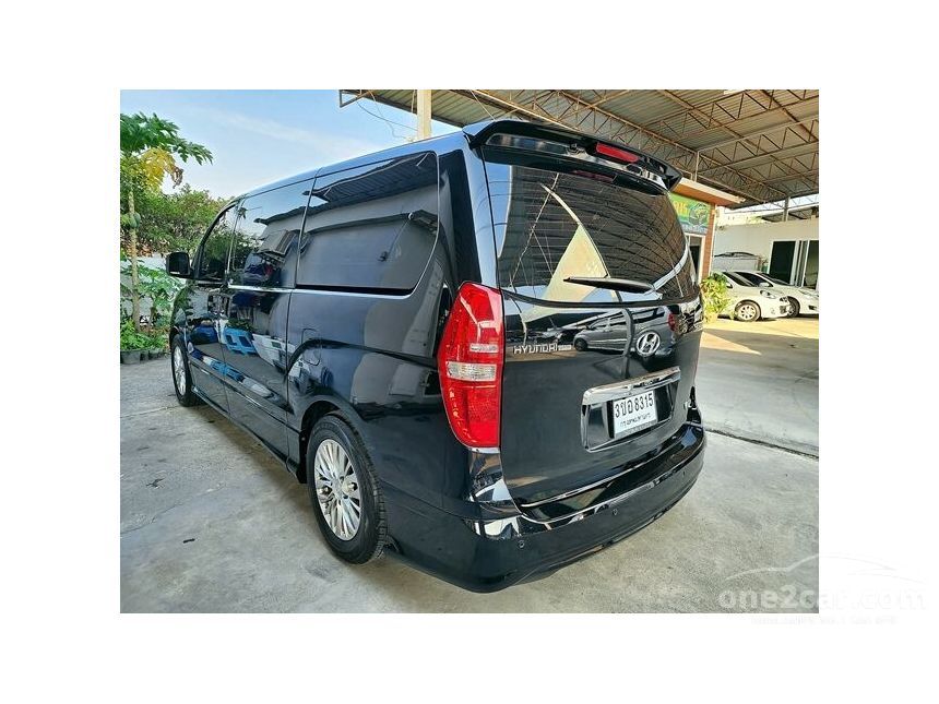 2016 Hyundai Grand Starex 2.5 (ปี 10-17) VIP Wagon for sale on One2car