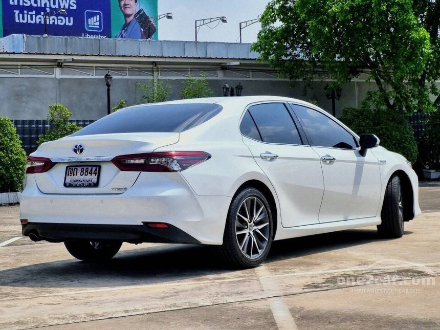 2022 Toyota Camry 2.5 (ปี 18-24) HEV Premium Luxury Sedan for sale on ...