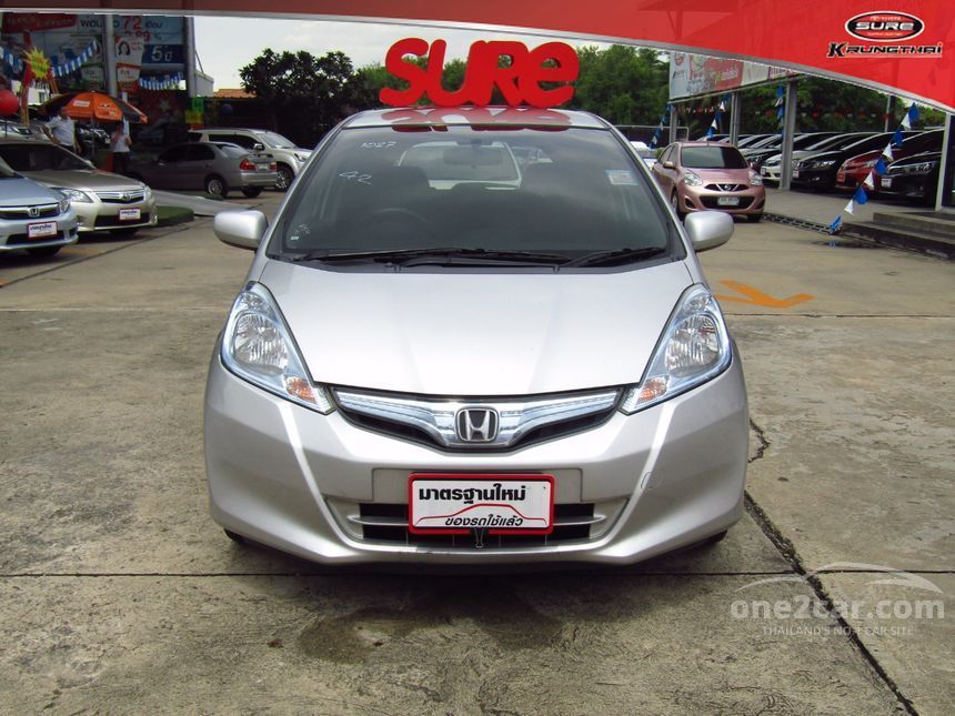 Honda Jazz 2013 Hybrid 1.3 in กรุงเทพและปริมณฑล Automatic Hatchback สี ...