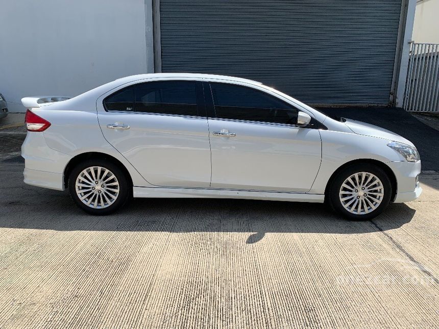 Suzuki Ciaz 2018 (ปี 15-18) RS 1.2 เกียร์อัตโนมัติ สีขาว | One2car.com ...