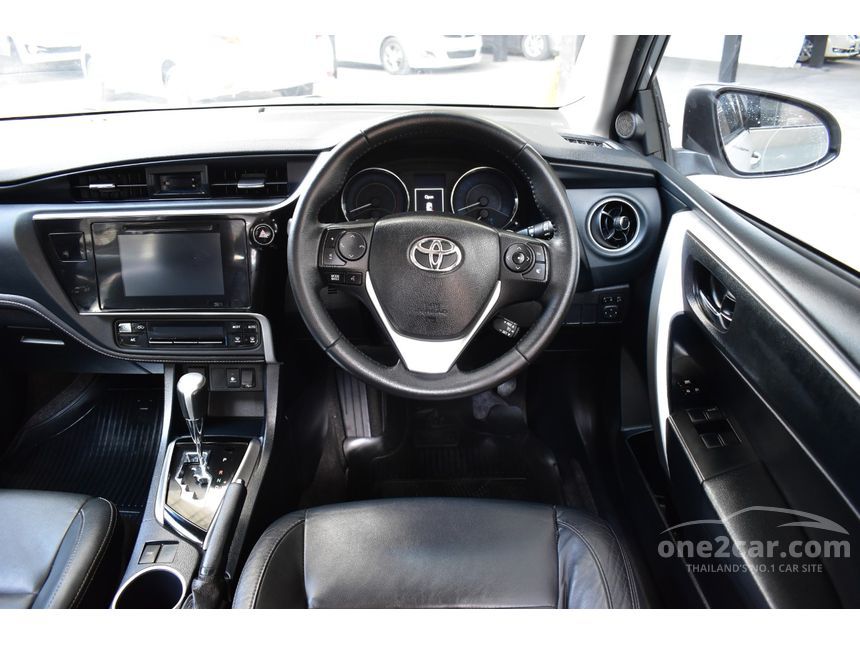 Toyota Corolla Altis 2016 V 1.8 in กรุงเทพและปริมณฑล Automatic Sedan สี ...