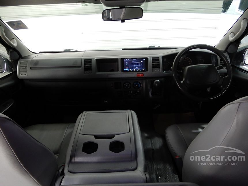 Toyota Hiace 2006 D4D 2.5 in กรุงเทพและปริมณฑล Manual Van สีเทา for ...