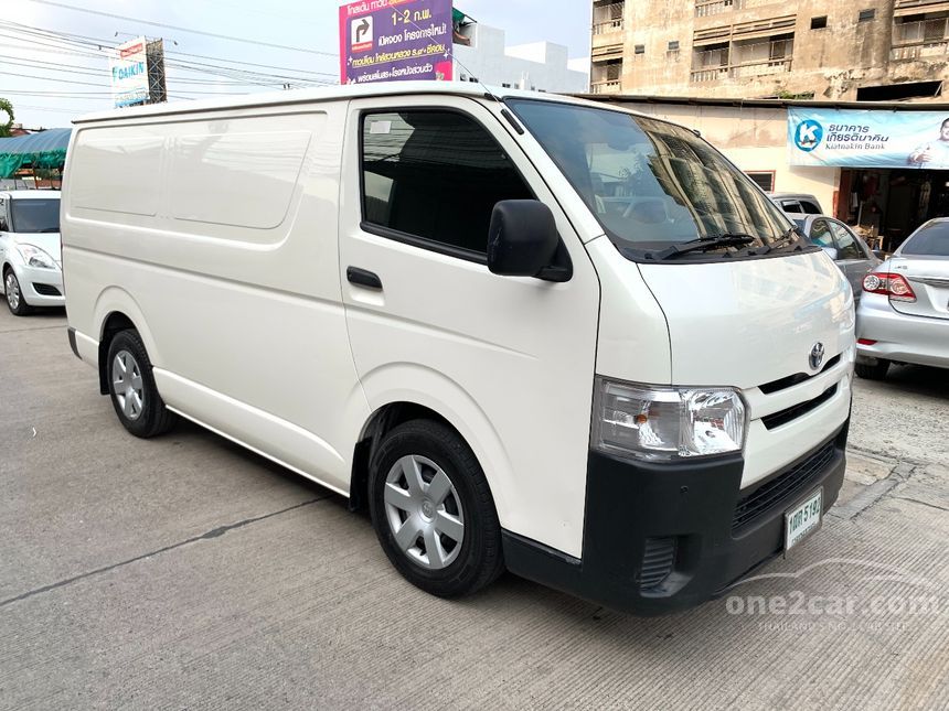 Toyota Hiace 2015 D4D 3.0 in กรุงเทพและปริมณฑล Manual Van สีขาว for ...