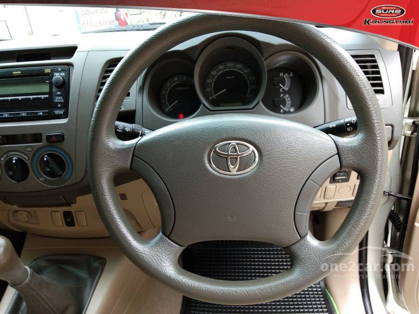 Toyota Hilux Vigo 2010 E 2.5 in กรุงเทพและปริมณฑล Manual Pickup สีเงิน ...