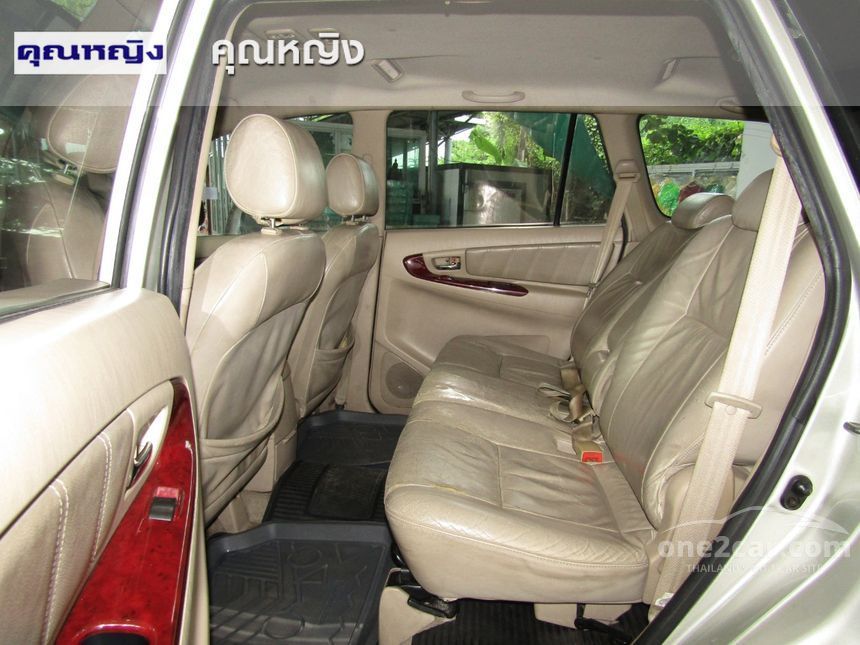 Toyota Innova 2005 V 2.5 in กรุงเทพและปริมณฑล Automatic Wagon สีเทา for ...