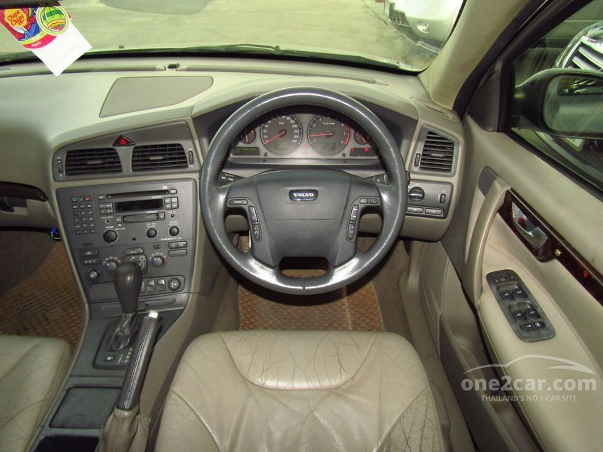 Volvo V70 2002 2.3 in กรุงเทพและปริมณฑล Automatic Wagon สีเทา for ...